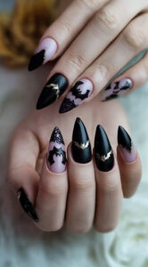 34 Wicked Bat Nails: Sinister-Cute Ideas Perfect for a Halloween Slay ...