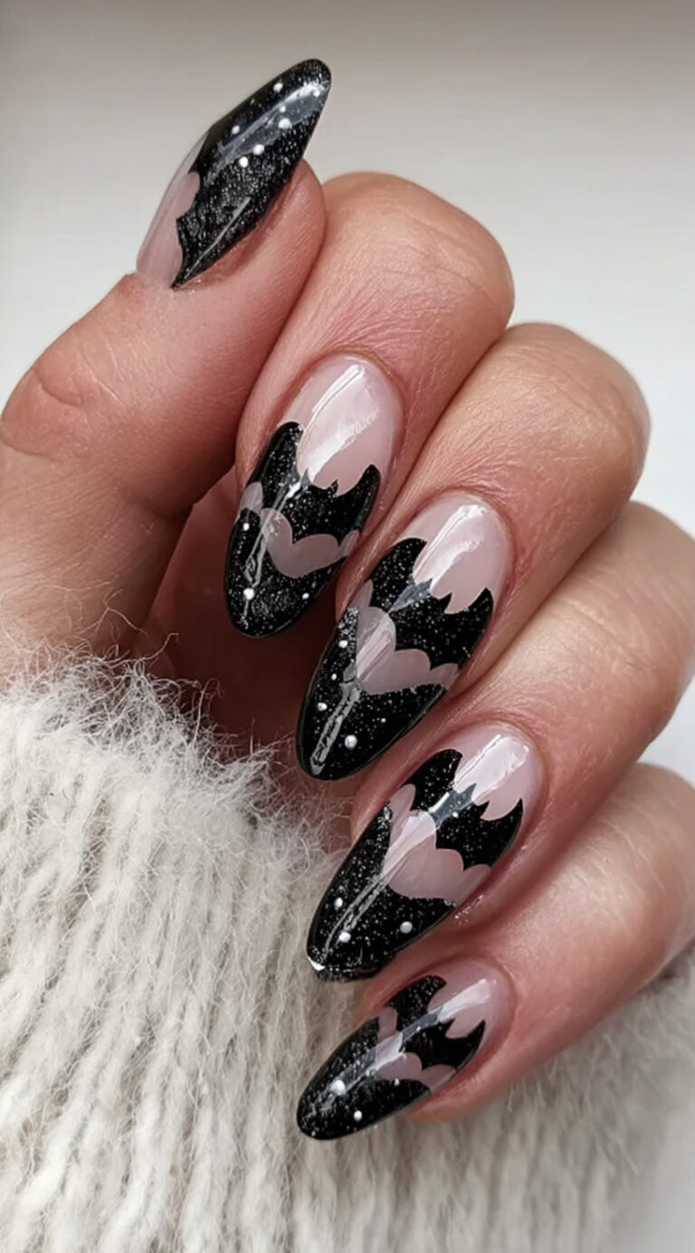 34 Wicked Bat Nails: Sinister-Cute Ideas Perfect for a Halloween Slay ...