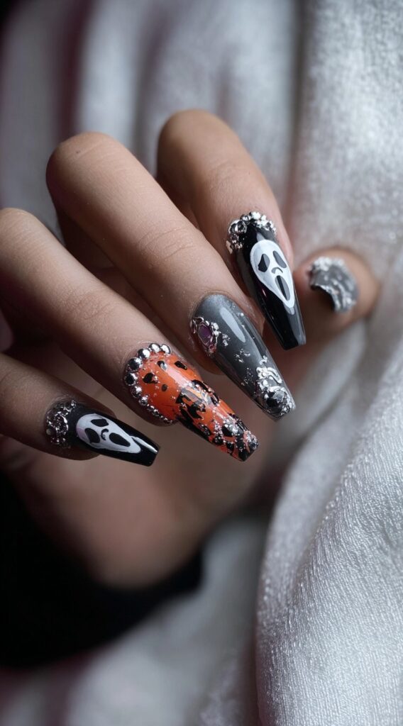 32 Terrifying Ghostface Nails: Unique Ideas for Spooky Halloween Styles ...