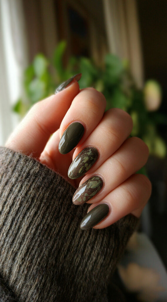 31 Creepy-Cool Zombie Nails: Ideas for a Terrifyingly Trendy Halloween ...